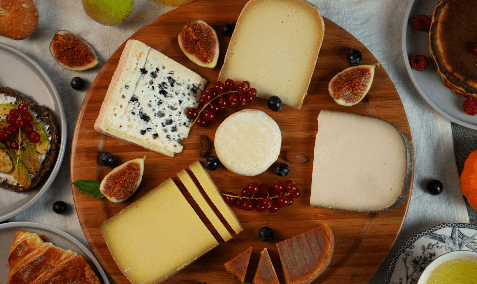 French cheese - Shop the best cheeses from France - Fromages.com